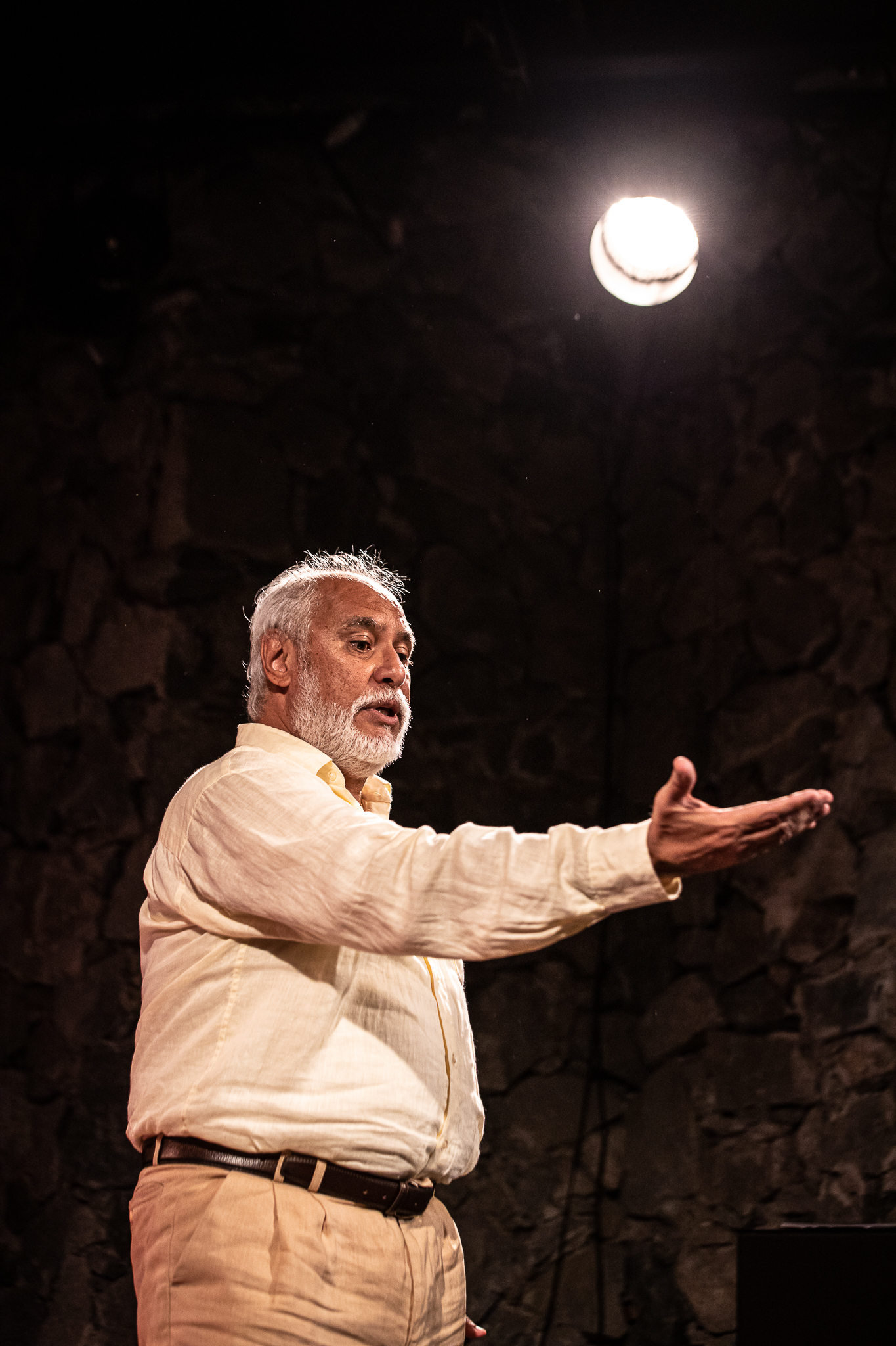 Espetáculo baseado em Grande Sertão: Veredas está em cartaz em Porto ...