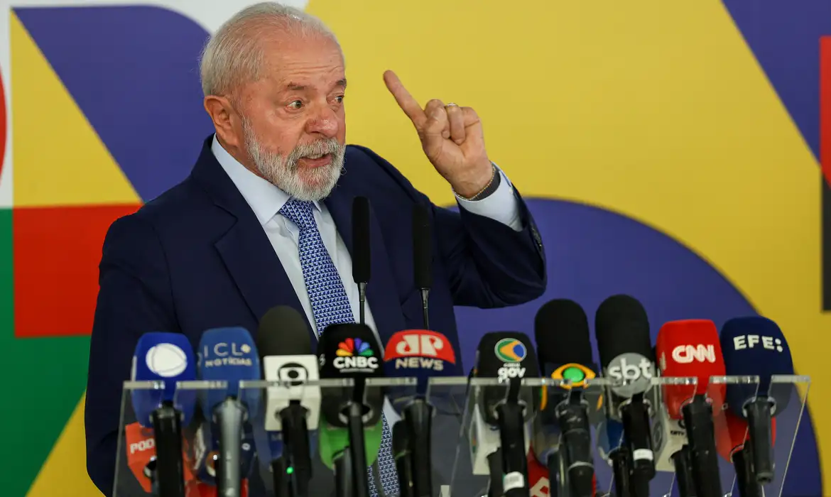 Lula no Comando! Veja e Leia ponto a ponto, a revigorante entrevista ...