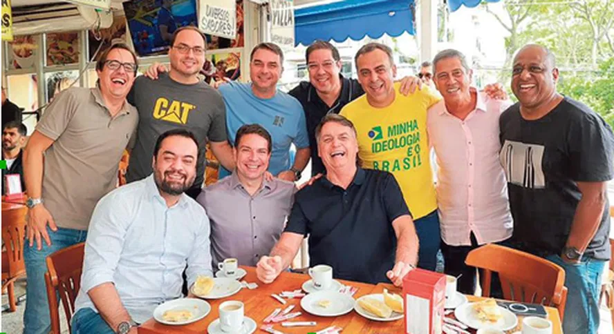 A Direita se Alia ao Crime Organizado - RED